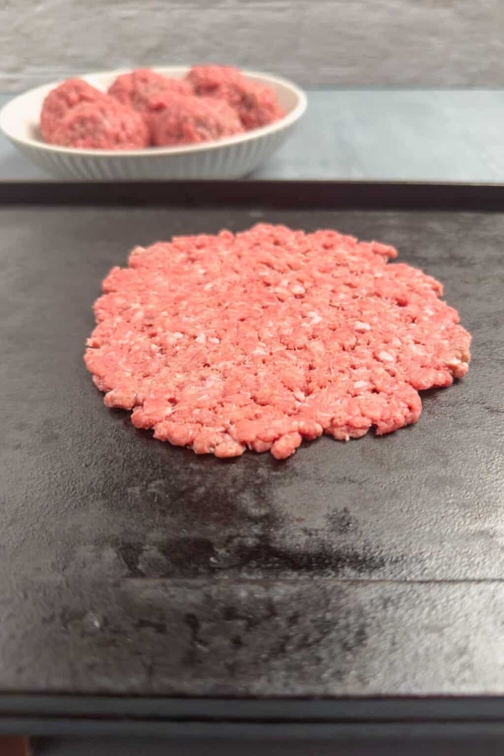 Hawaiian Roll Burger Sliders - Around Grandma's Table